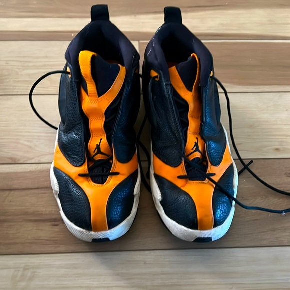 Nike | Shoes | Jordan Jumpman Quick 23 Black Orange Peel Size | Poshmark